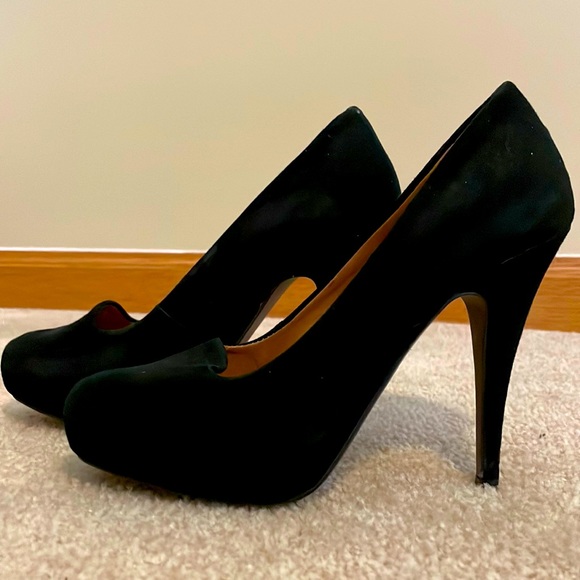 Cynthia Rowley | Shoes | Cynthia Rowley Womens Size 6 Black Velvet ...
